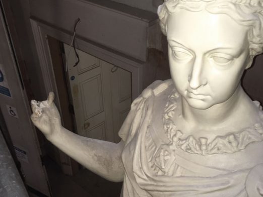 Restoring a badly damaged statue of Queen Victoria